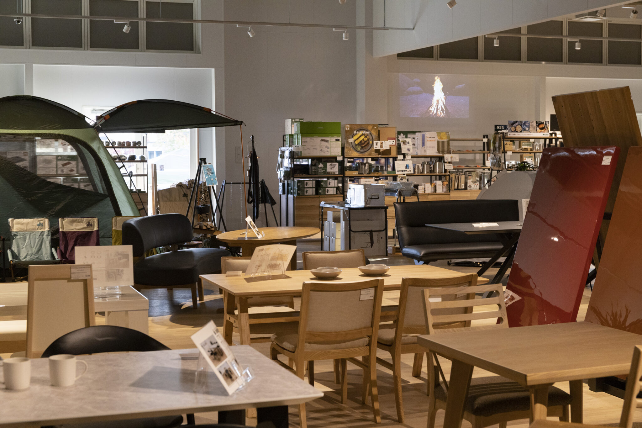 tac INTERIOR柳川店がオープン！プペルバスとマルシェで大盛況の1日に - tac INTERIOR